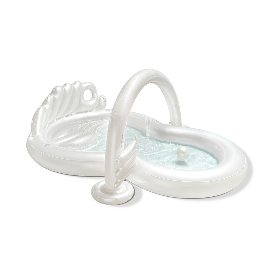 MINNIDIP is the original modern inflatable pool created by Emily Vaca