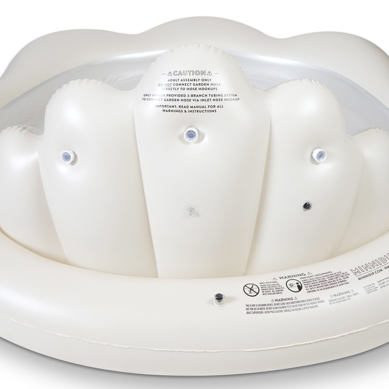 the COASTAL PEARL Seashell Fountain Pool