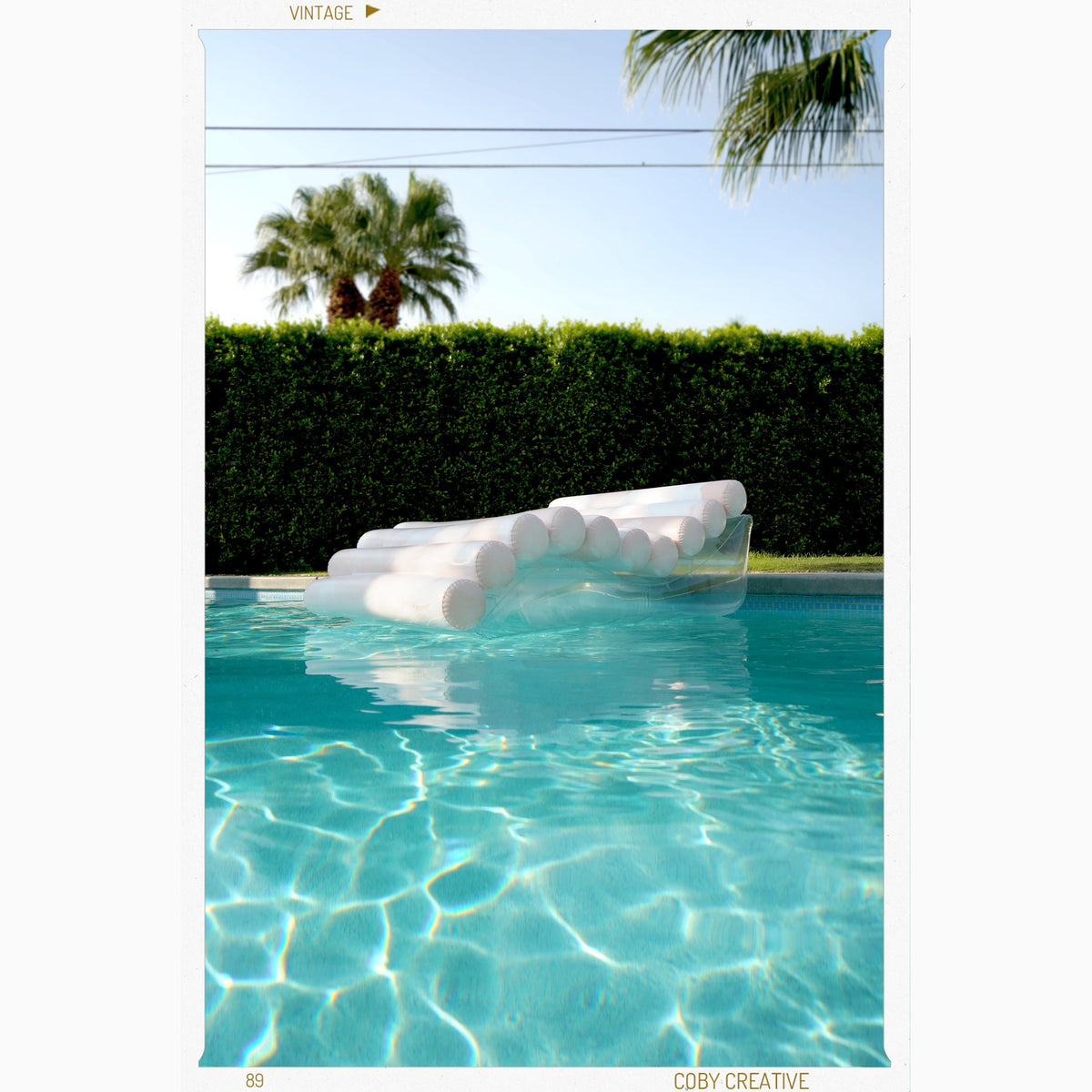Lounge Floats